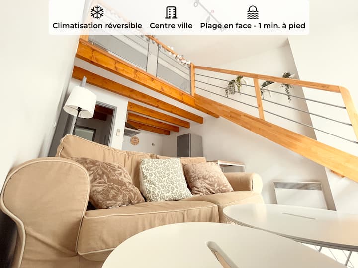 Le Mer-veilleux 3* : Centre Ville, Clim & Face Mer - Le Lavandou