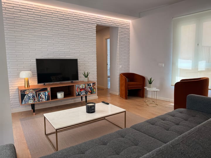Centro Historico Apartment 3 Beds - Málaga