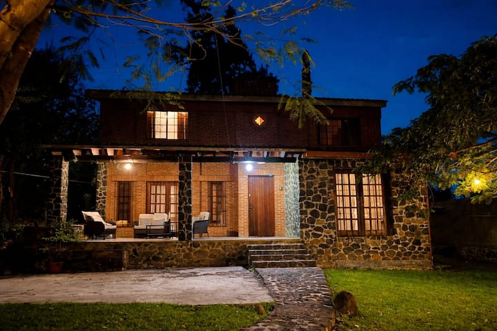 Cómoda Casa Familiar - Cuernavaca