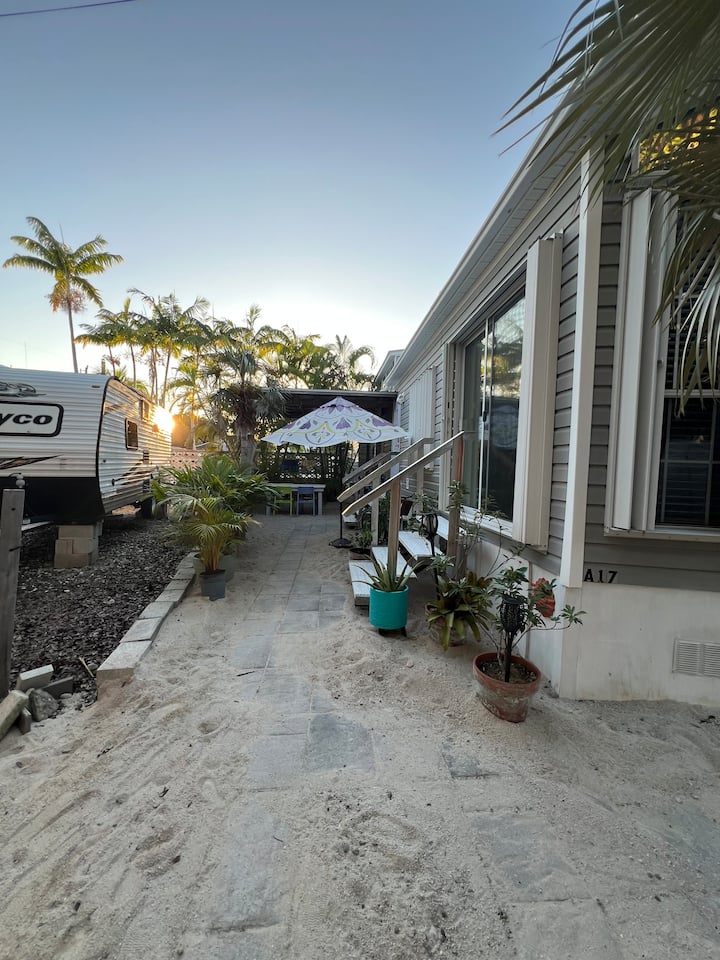 Tiny Fish Haus - Big Pine Key, FL