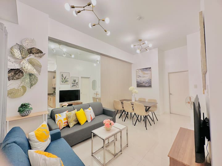 Casa Viera 2br Penthouse 1 Near T.morato I 200mbps - Manila