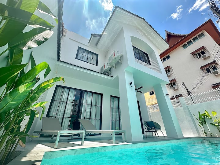 House 148 Patong Pool Villa 4br Near Beach - パトンビーチ