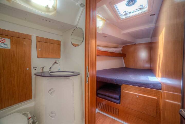 Cabina Grecale- Romantica In Vela
Grecale Cabin - Calasetta
