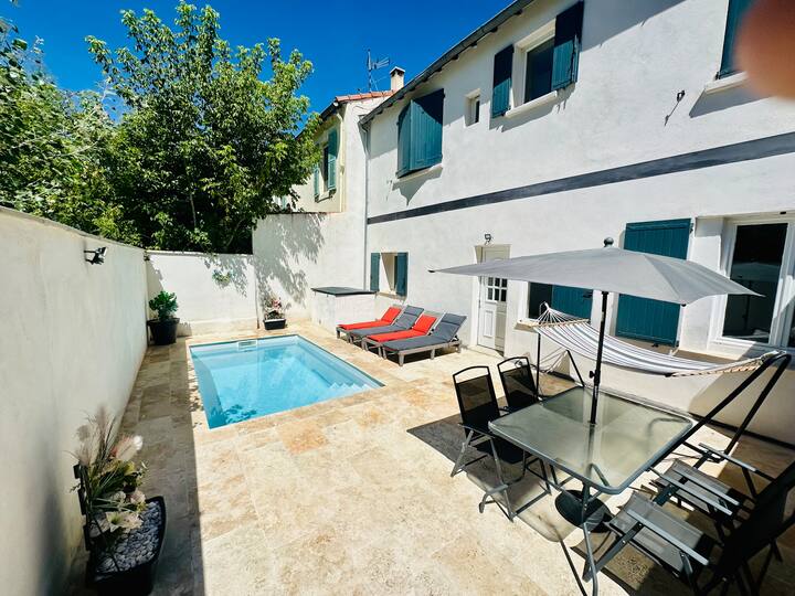 800m Des Remparts, Maison Avec Piscine Privée - アヴィニョン