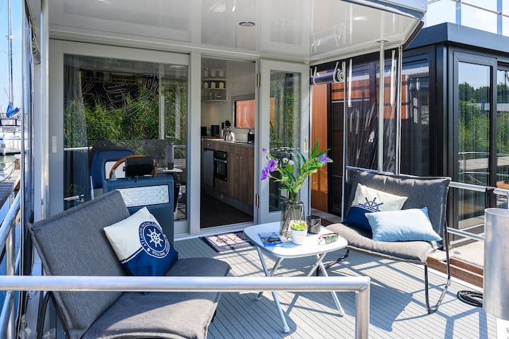 Tiny Cosy Olav Houseboat By Beach & Restaurants - Harderwijk