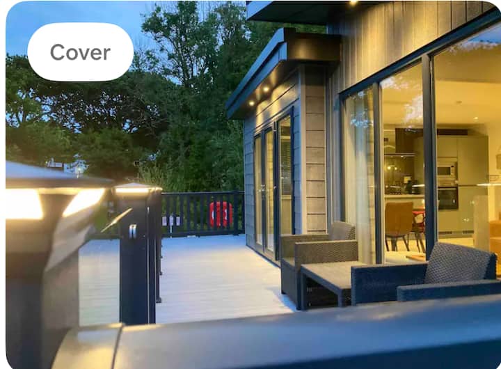 Otters Rest Luxury Lodge, Shorefield, New Forest - United Kingdom