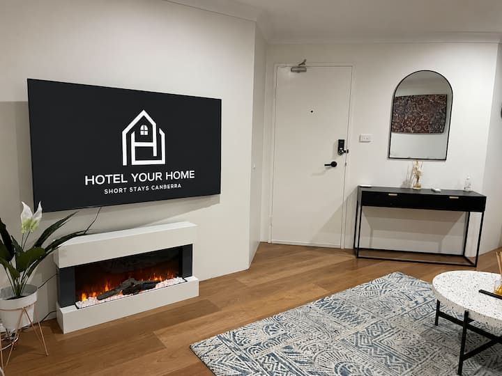 Comfortable & Central, Cool + Free Secure Parking! - Canberra