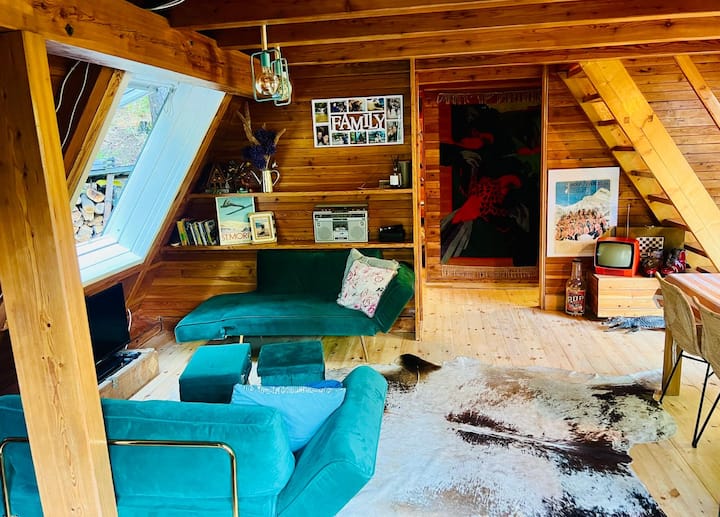 Unique House By The Waterfall / Jacuzzi/ Sauna - Riesengebirge