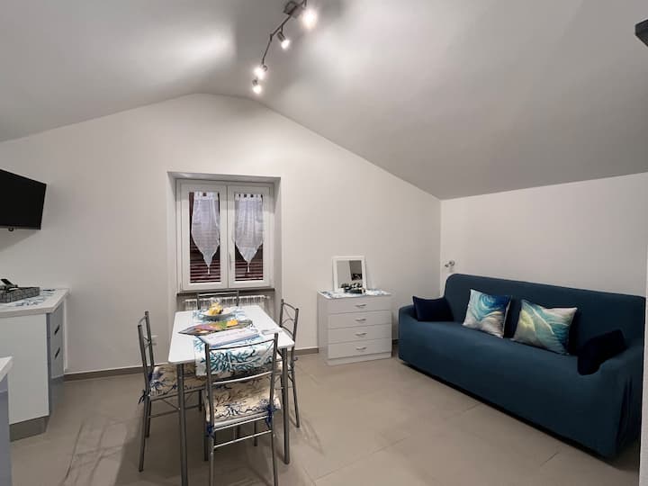 Comfy & Quiet: Few Min To Beach & Trails & Train - Levanto