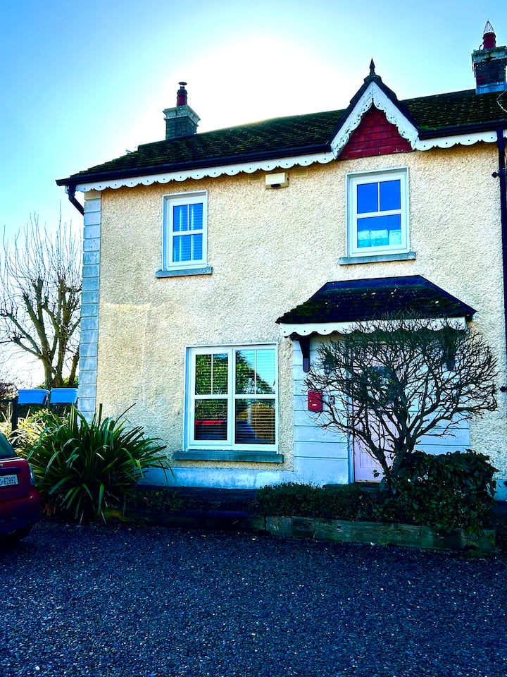 Courtyard Holiday Cottages - Drogheda