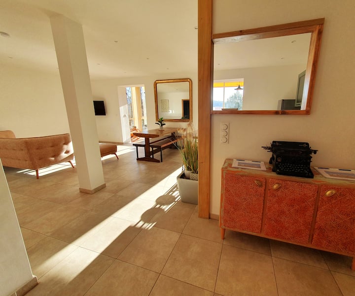 Appartement 3 Chambres (Rez-de-jardin De Villa) - Nice