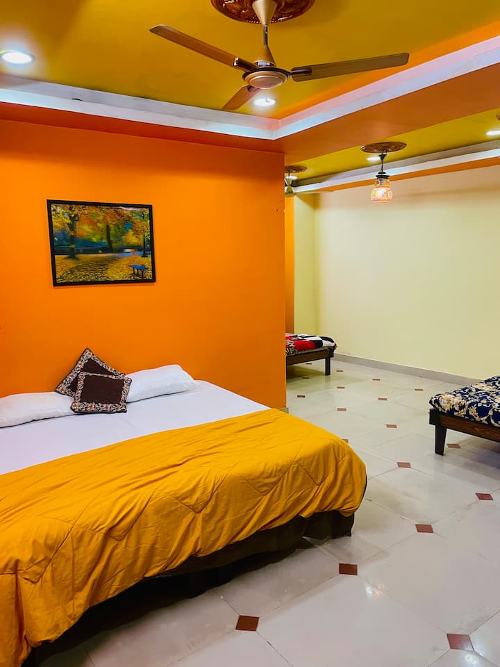 2 Big Cozy Rooms - Udaipur