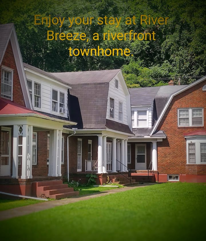 River Breeze Townhouse - Smithers, WV
