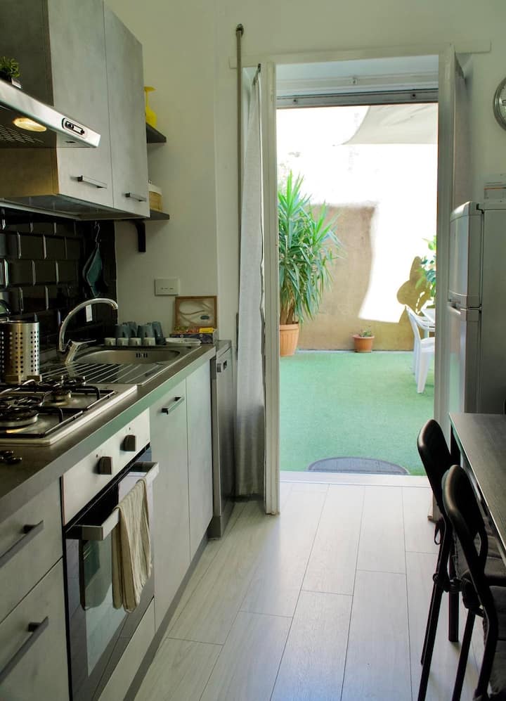 Candelor House | Apartment & Garden Gianicolense - Rome