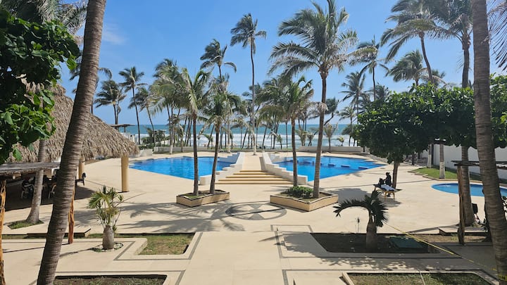 Marques 1103 - Beachfront | Great View | Privacy - Acapulco