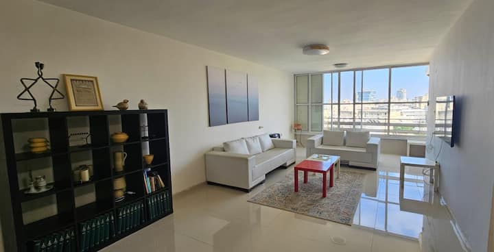 4p Avec Miklat & Parking Proche Kikar- Holitov - Israël