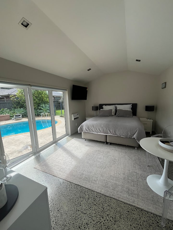 Pool House Studio In Epsom - Auckland