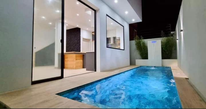 Casa Vacacional A 3calles De La Playa-salinas - 