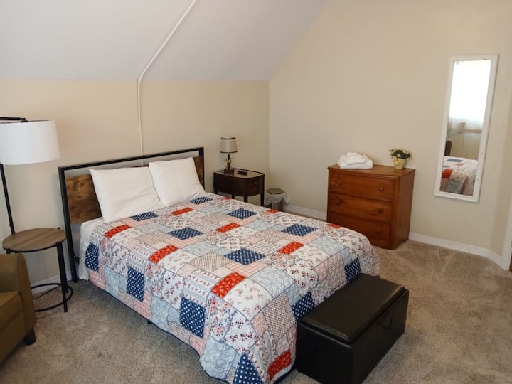 Deerview Room At The Montana Inn - Helena, MT