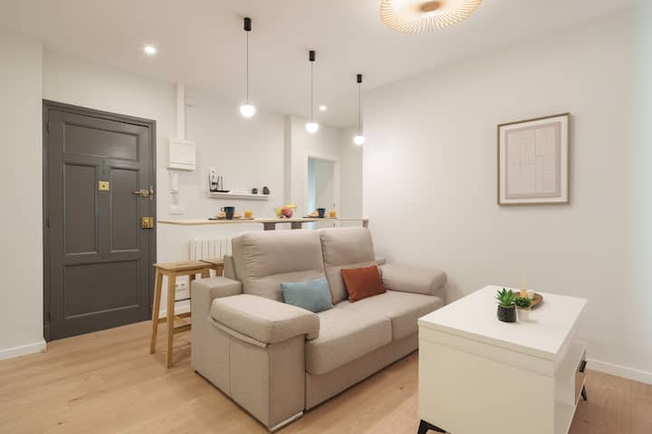 Redecorated - Catoira 4 Apartment - A Coruña