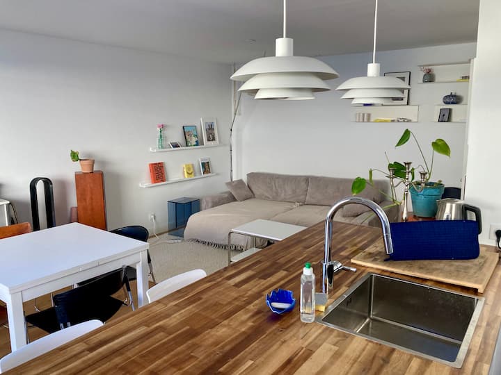 Appartement Rénové Avec Parking Aux Chartrons - Burdeos