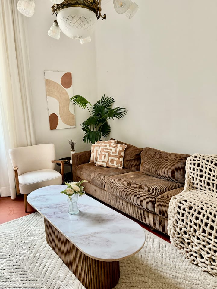 Casa Maico: Cozy, Chic & Close 2 The Train Station - La Spezia