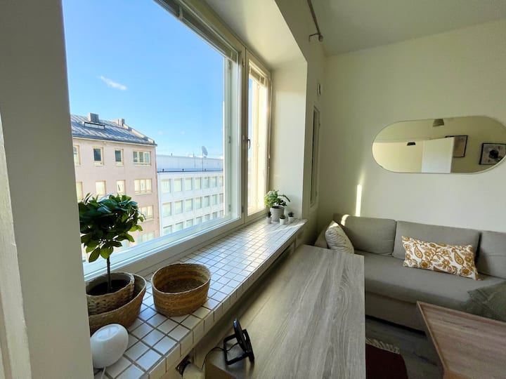 Penthouse Töölö - High Ceilings, Wi-fi & 24/7 Shop - Uusimaa