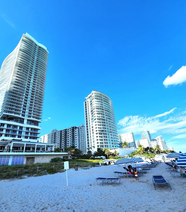 Beautiful Condo On The Beach With Ocean&city Views - ハリウッド, FL
