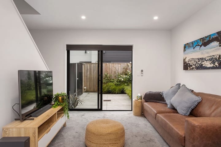 Home Away From Home Cbd Location - Christchurch