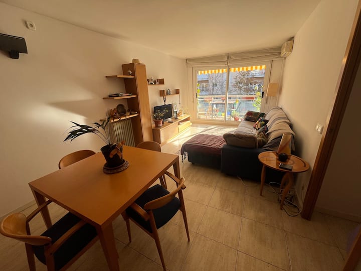 Sunny And Cozy Apartment - Girona