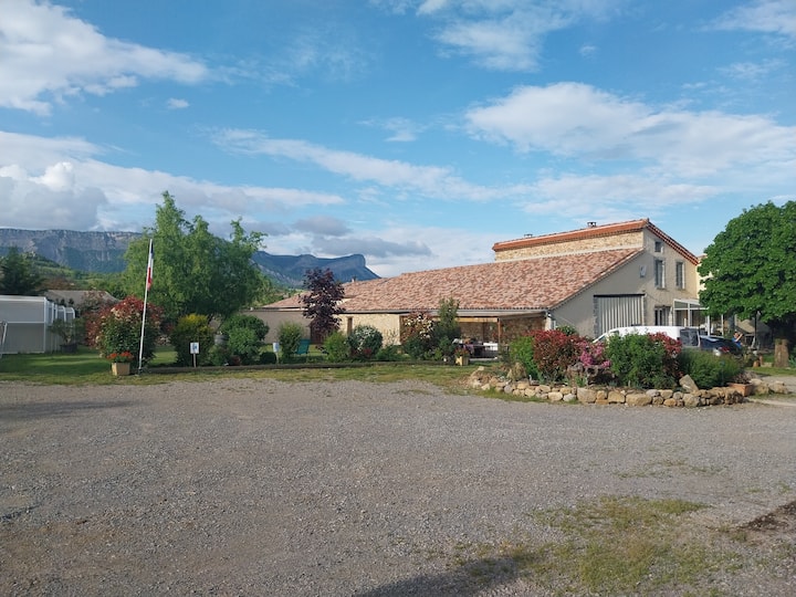 Gîte Uncinatum - Laragne-Montéglin