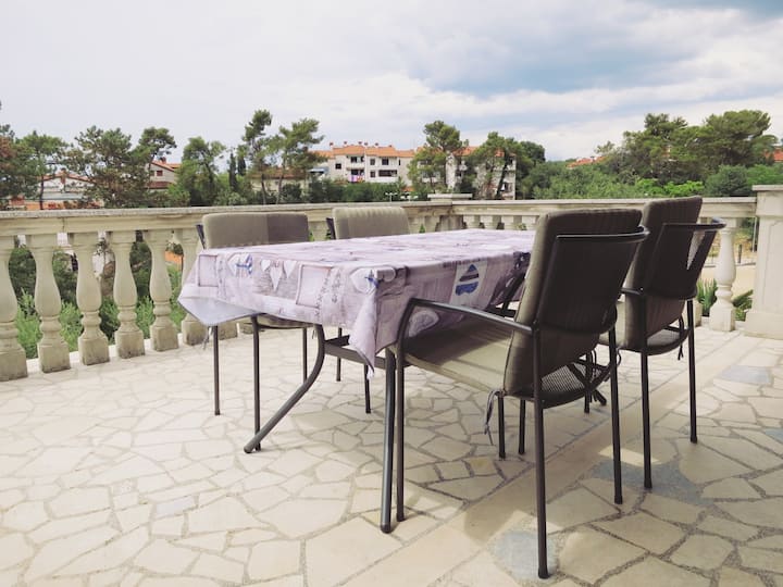 Apartment Josipa 1 With A Balcony - Malinska