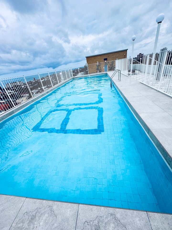 Bondi Beach Rooftop Pool & Ocean View Studio - Bondi Beach