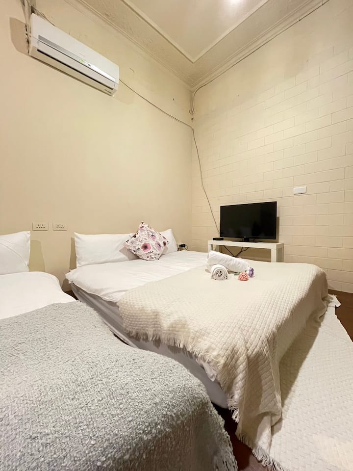 Mrt Ximen Station Q33𓇬ximending𓇬taipei 101𓇬住1-4人 - Taipei