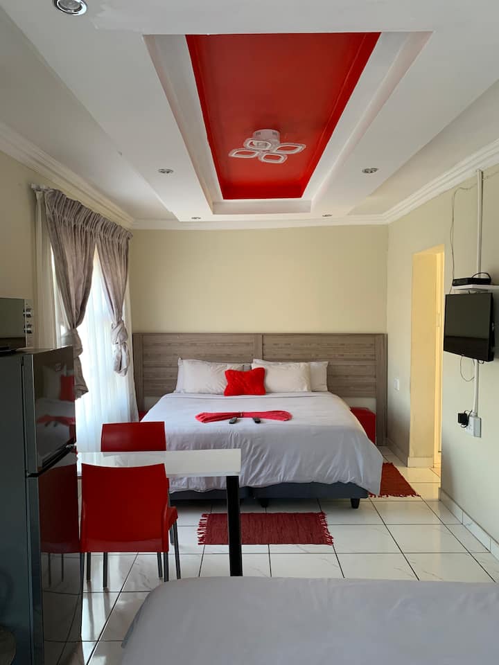 Ekaya Palace Room8 - Vanderbijlpark