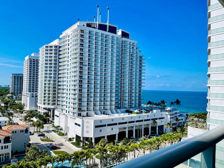 1108-beachfront-resort-downtown-pool-gym - Fort Lauderdale