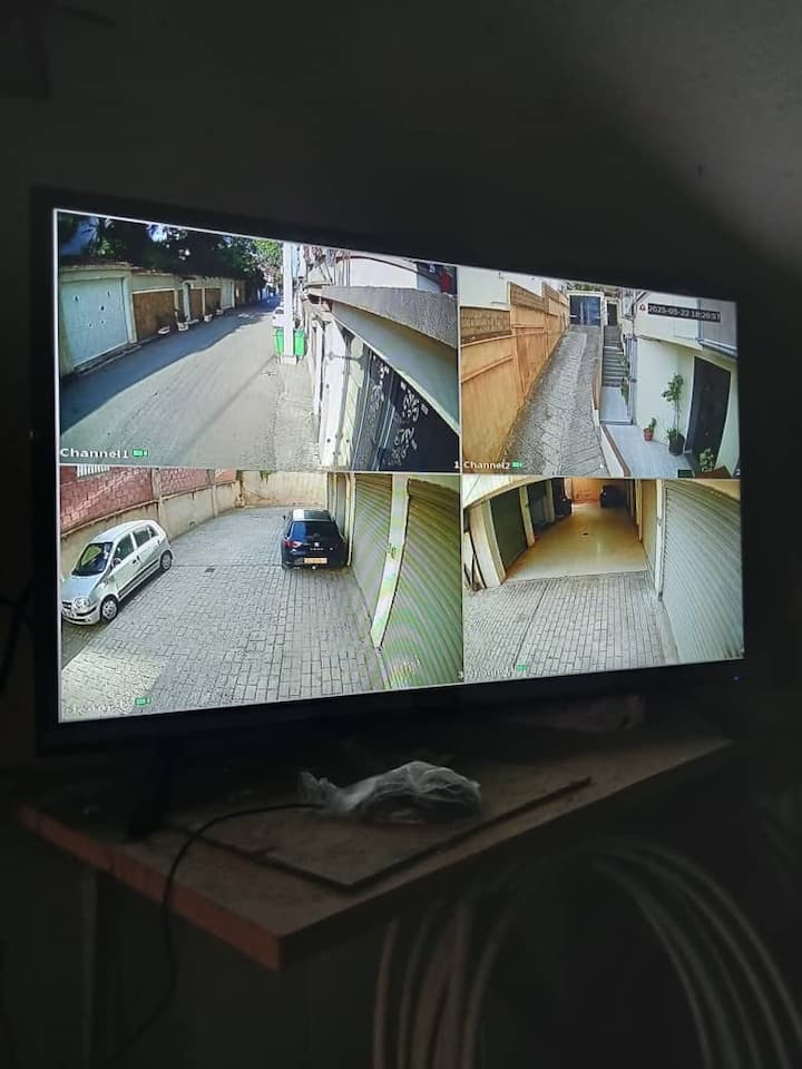 Appartement Agréable Sécurité Caméra Et Digit Code - Algiers