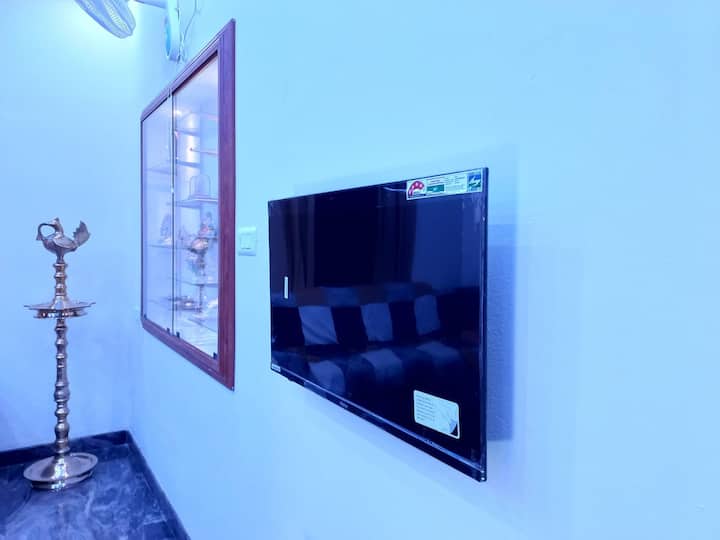 Independent Furnished Large House - Kanhangad
