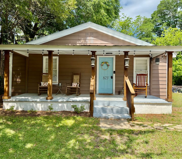 Granny's House - Crane Lake, Prattville