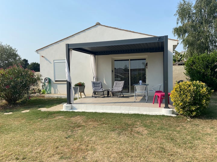 Maisonnette à 25 Mn Des Plages. - Château de Beaulon