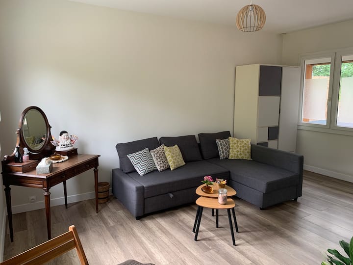 Studio Indépendant:27 M2
Prochetram,ter & Aéroport - Pessac