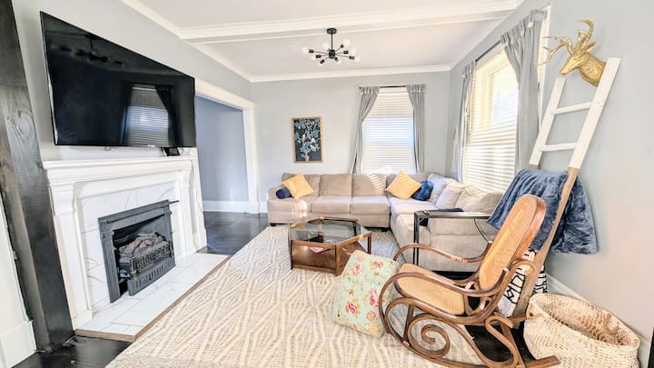 Marquette Manor - 5bdr Walkable To Ndu - South Bend