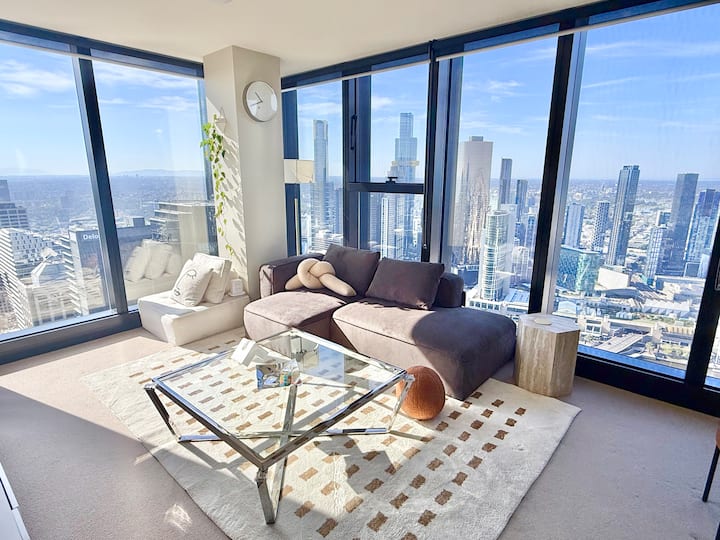Breathtaking Views/cbd/free Parking/king Bed - Australia