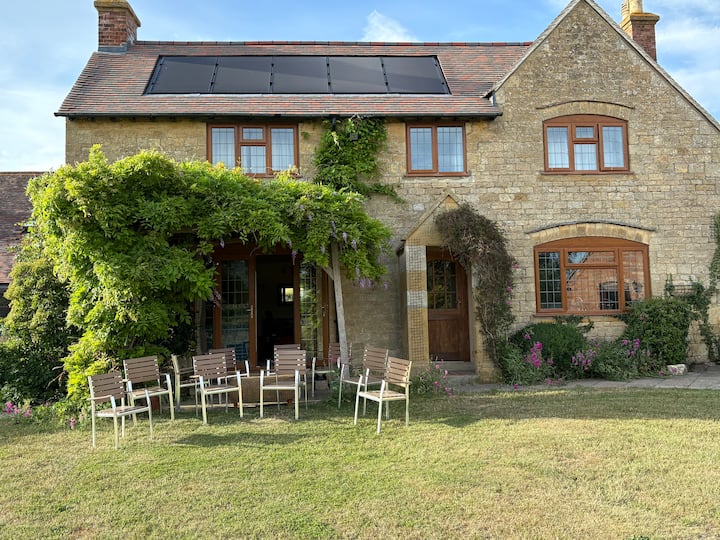 Cotswold Farmhouse Near Cheltenham Racecourse - Evesham