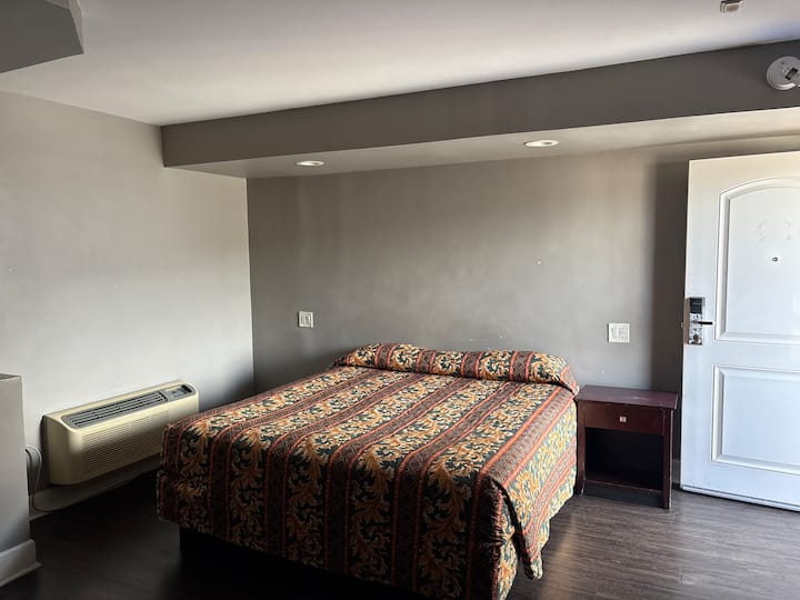 Stay Inn Motel - Carson, CA