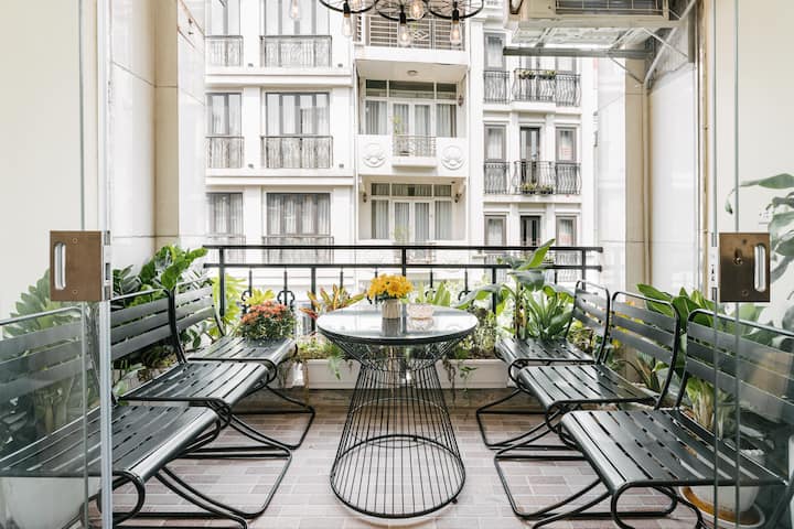 Big Balcony/ Super Location/cityview/3br - Hanoï