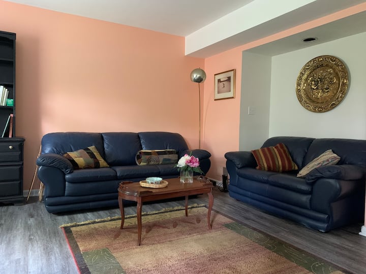 Rockville Metro Private Rm + Ba - Rockville, MD