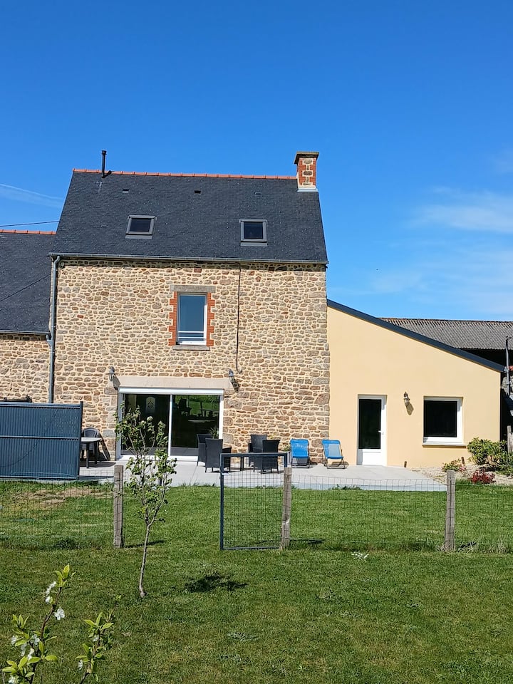 Gîte De Rouger Avec Spa Intérieur Privatif - Dol-de-Bretagne