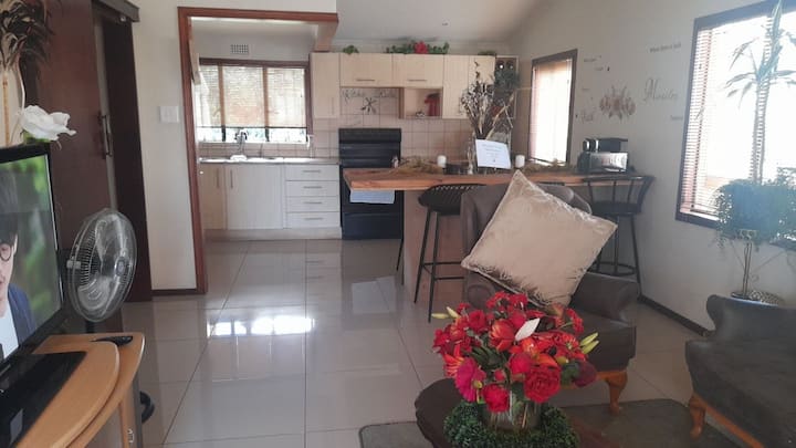 The Old Oak Suite - Grabouw