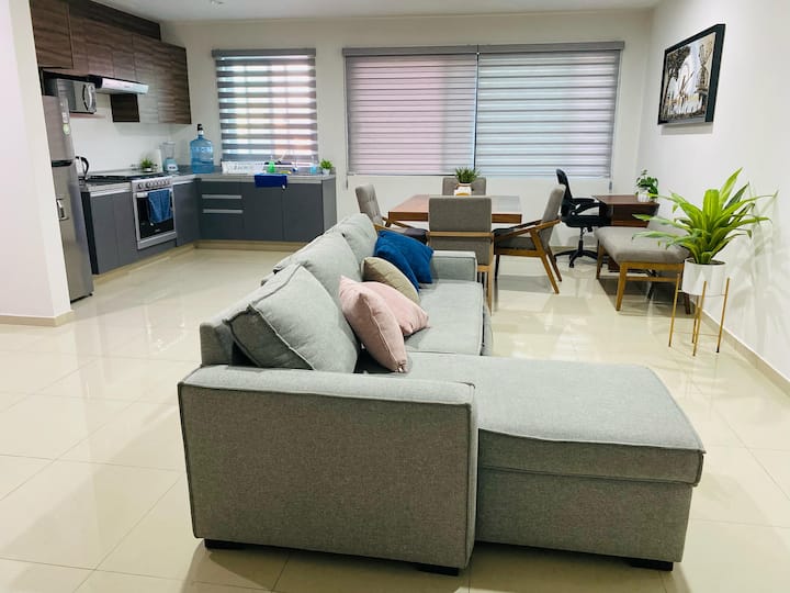 Amplio, Moderno Y Acogedor. - Zapopan